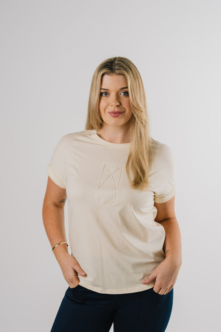 Étoile EQ Embossed Tee - Buttermillk